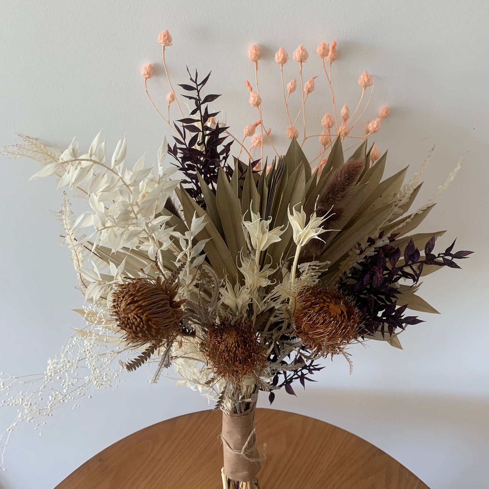 Dry bouquet store
